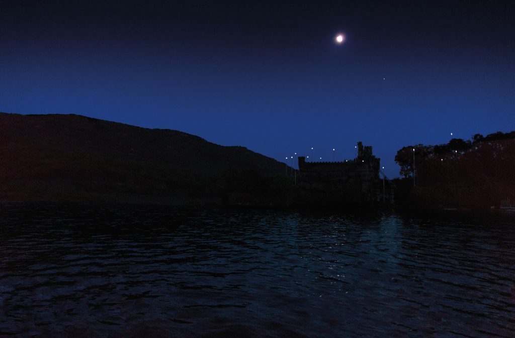 Visit - Constellation